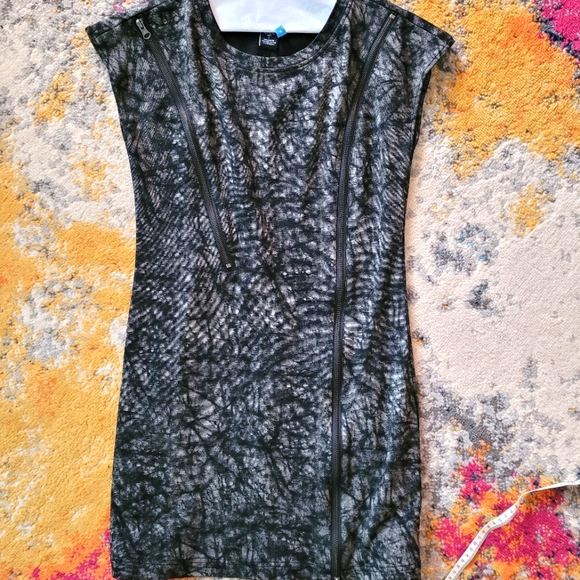 The Pyramid Collection | Dresses | The Pyramid Collection New Mini ...